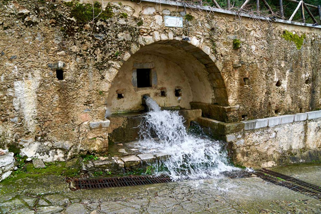 Krasi Village Beyond Its Ancient Plane Tree - georgioupolihotels